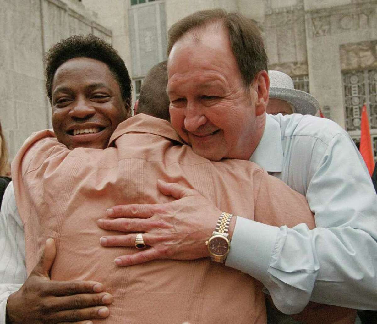 New book details how Houston sodomy case reshaped U.S. law