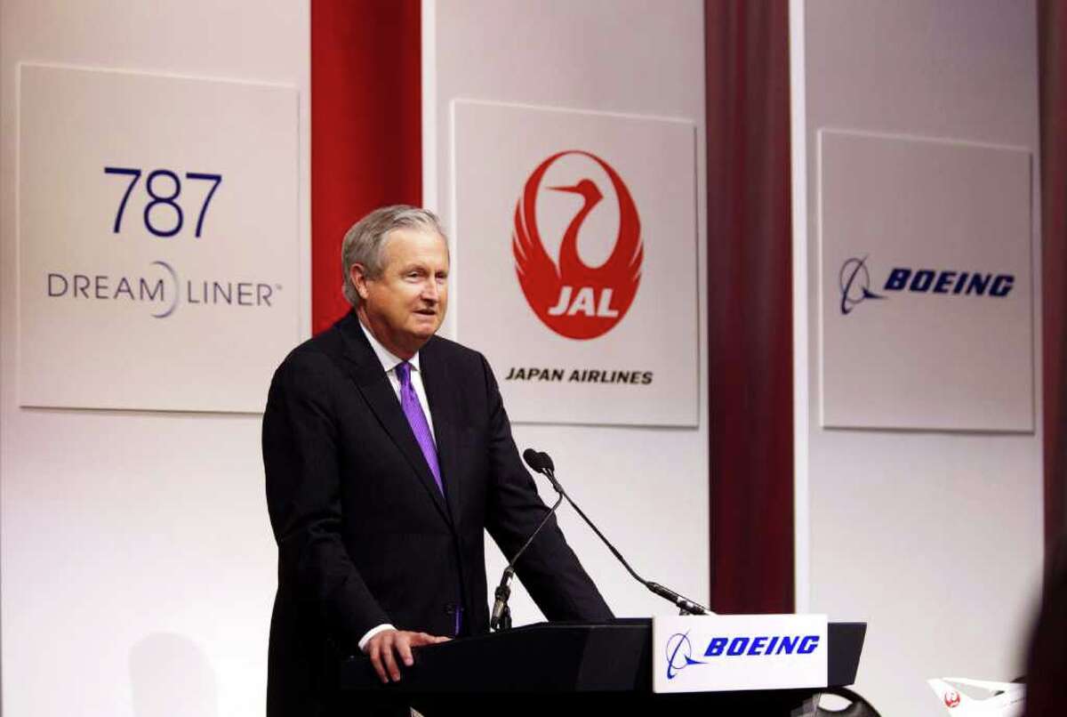 Boeing delivers first 787 with GE engines, first to JAL