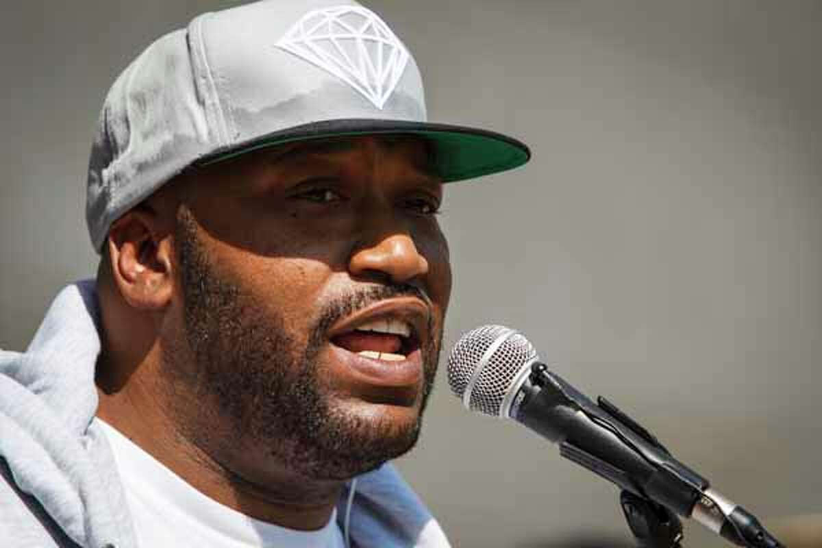 Hundreds rally at Houston protests over Florida teen killing