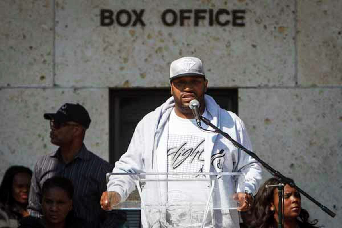 Hundreds rally at Houston protests over Florida teen killing