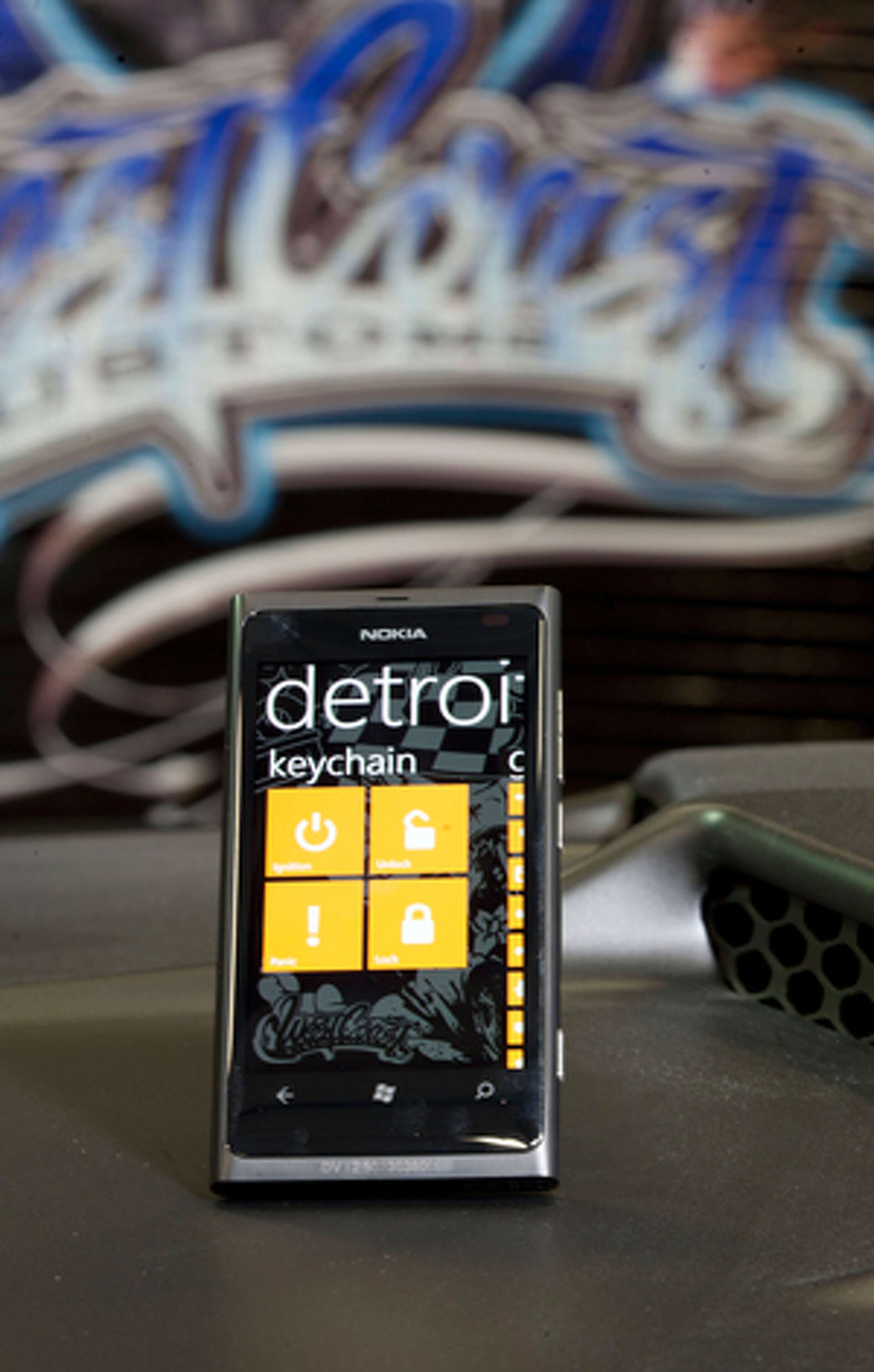 Microsoft wants to Kinect up your car