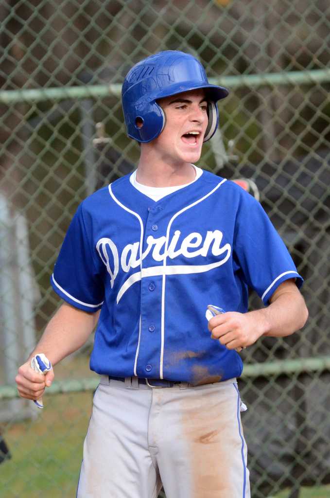 Senior-laden Darien baseball team aims high for 2012