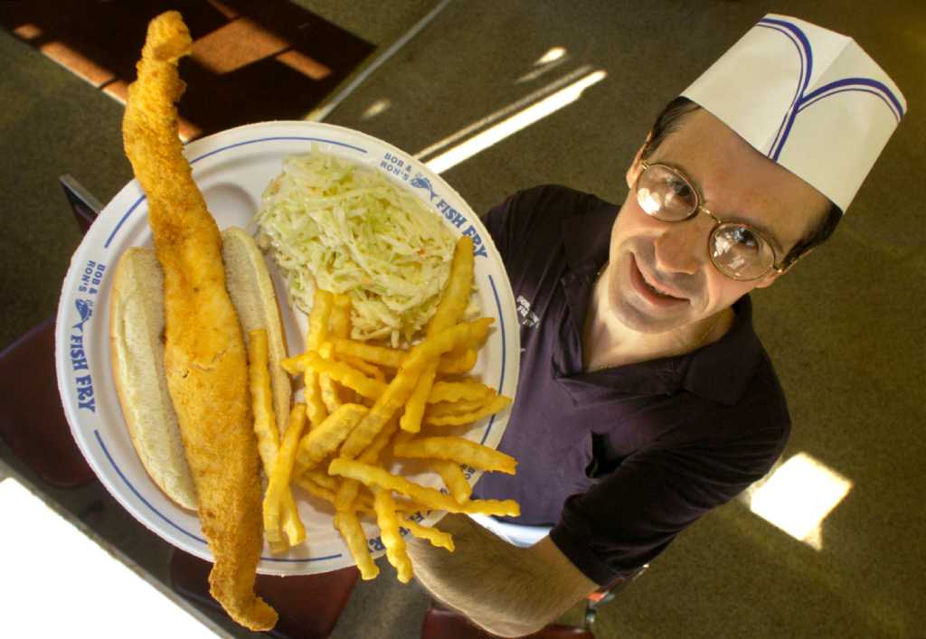 Readers share favorite fish fry places