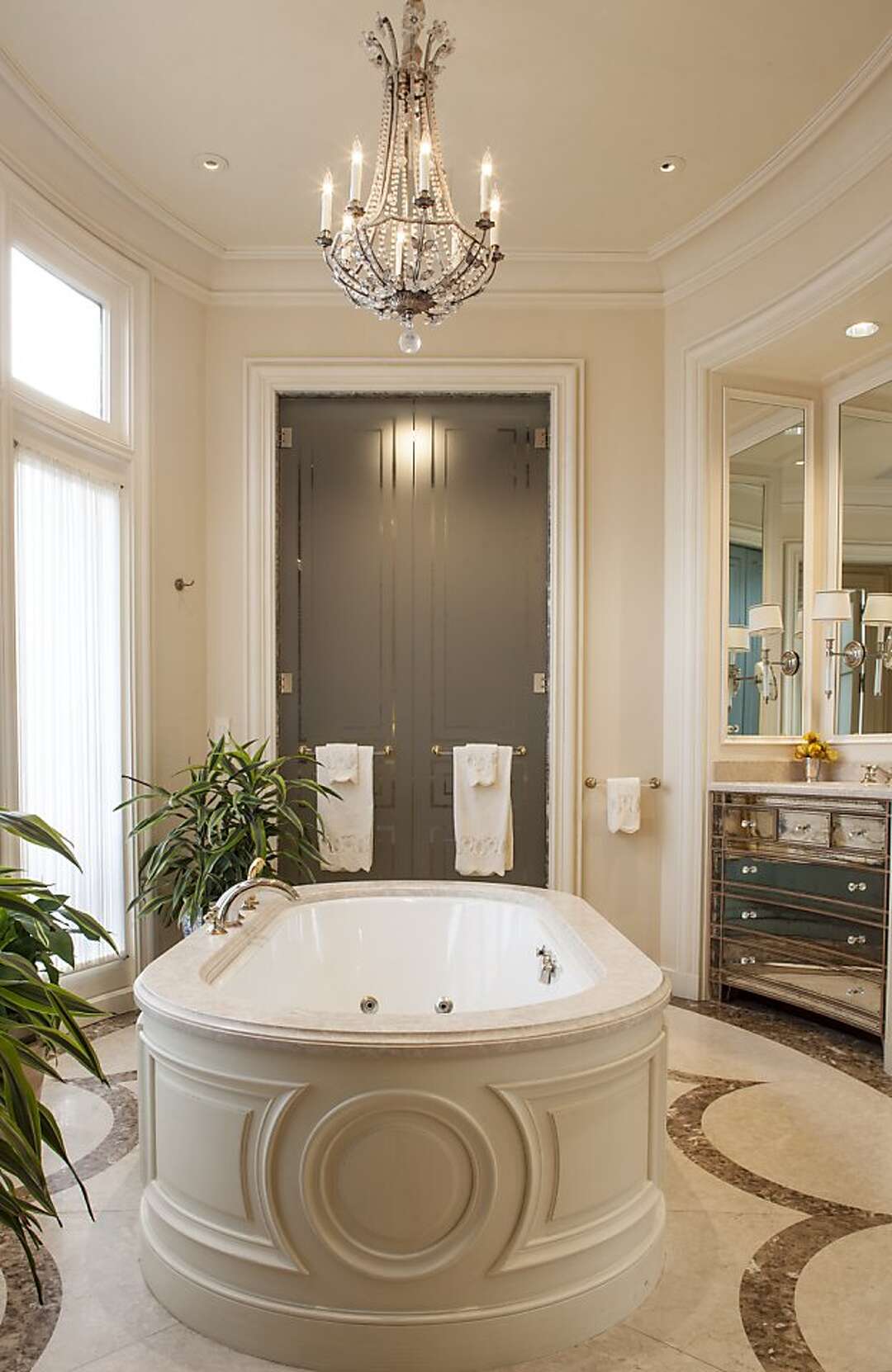 French home on Nob Hill