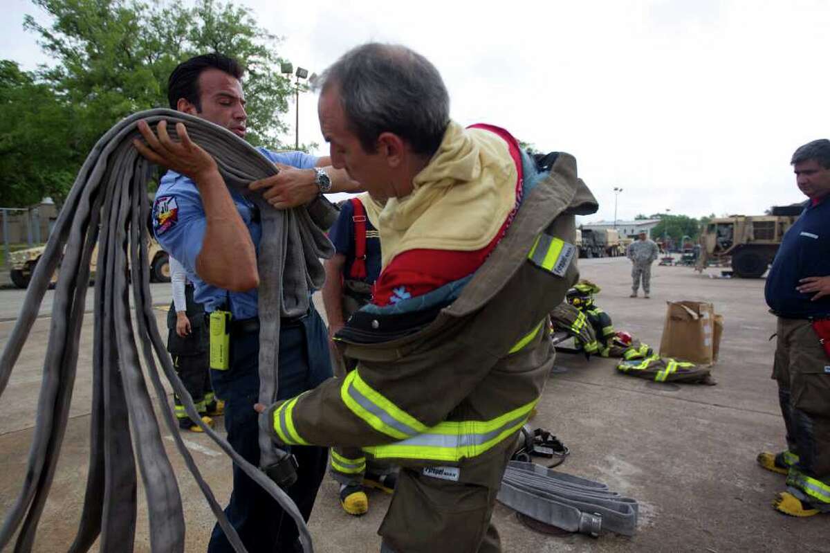 Latin American firefighters train with HFD