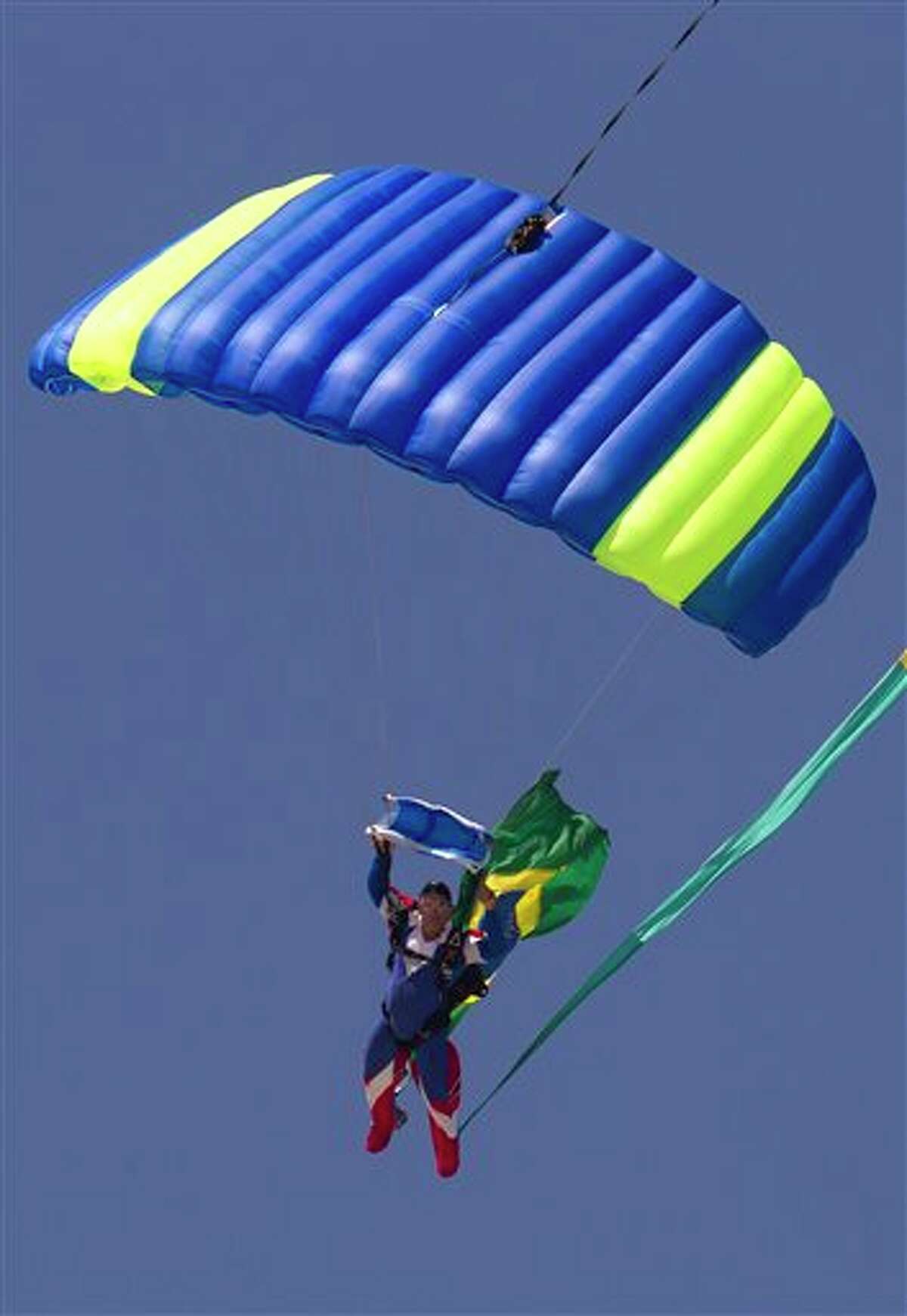 News of the world in photos: Earth Hour