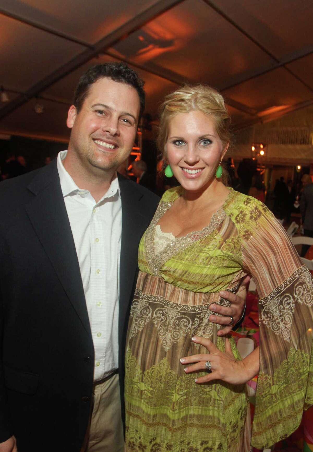 Root Ball gets 'em shaking