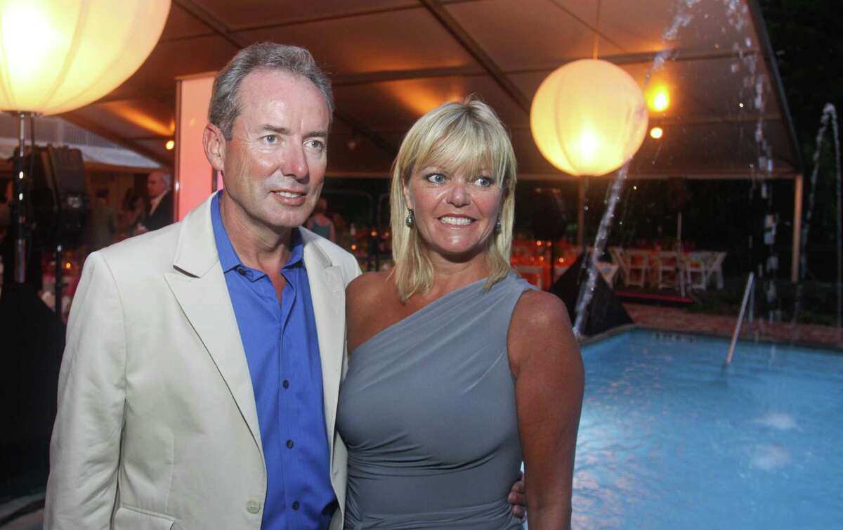 Root Ball gets 'em shaking