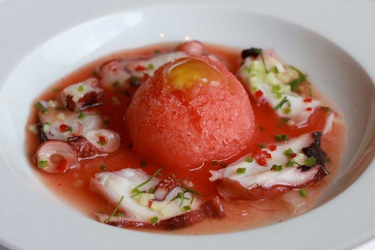 Hawaii's top diamond rated hotels and restaurants