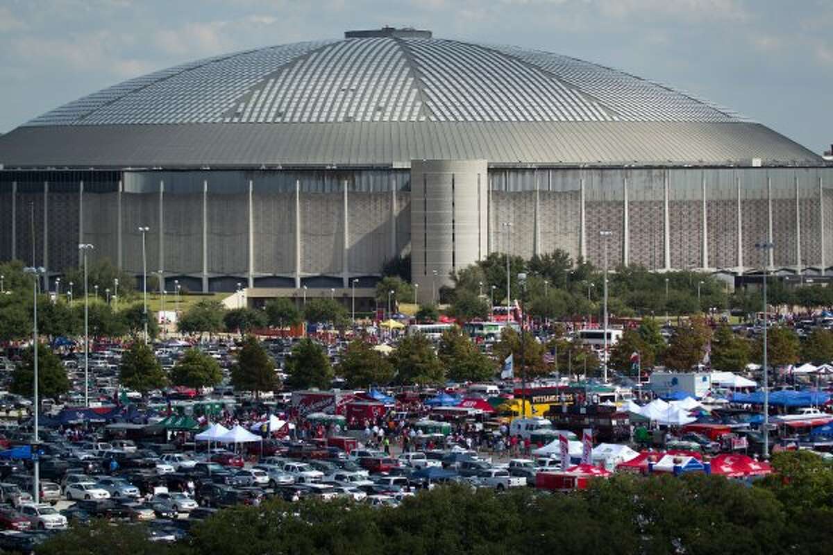 New Astrodome concept would turn the landmark into an outdoor, usable space