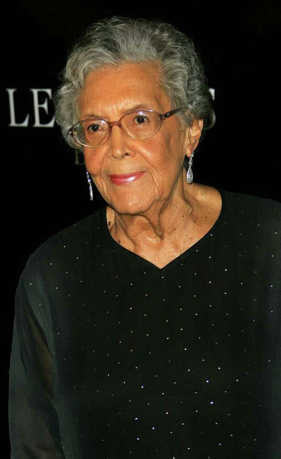 Sculptor Elizabeth Catlett, 96