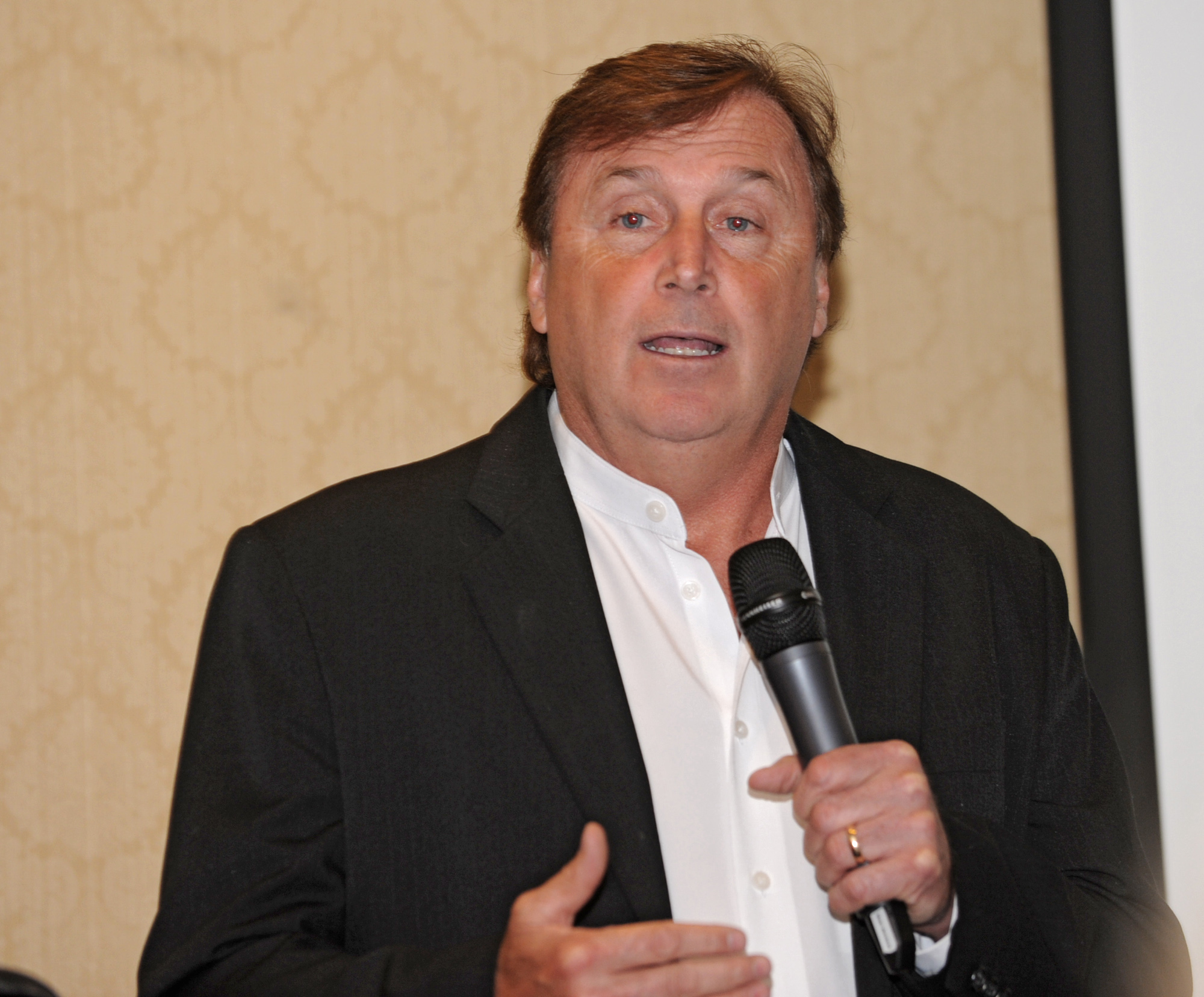 Pastor discovered vocation in volunteerism