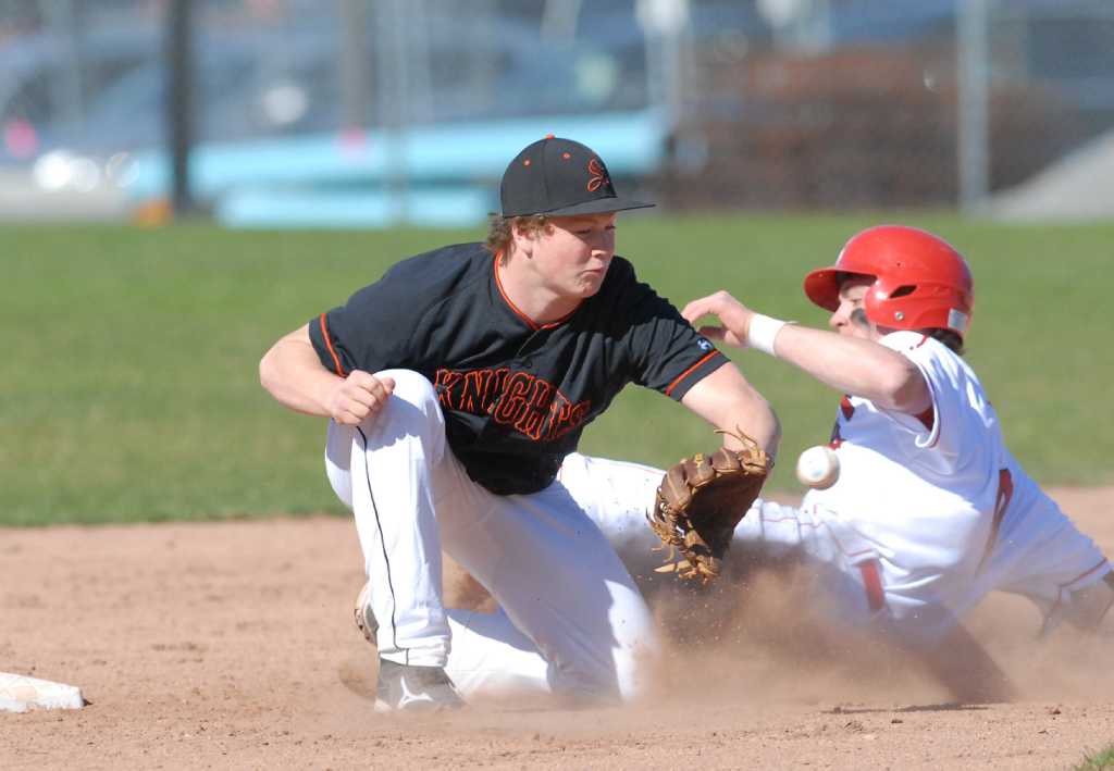 Greenwich baseball opens season with a win over Stamford