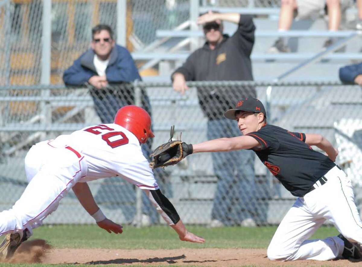 Greenwich baseball opens season with a win over Stamford
