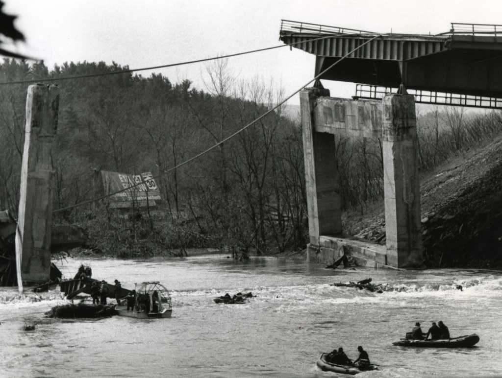 25 years ago: ‘The bridge was gone’