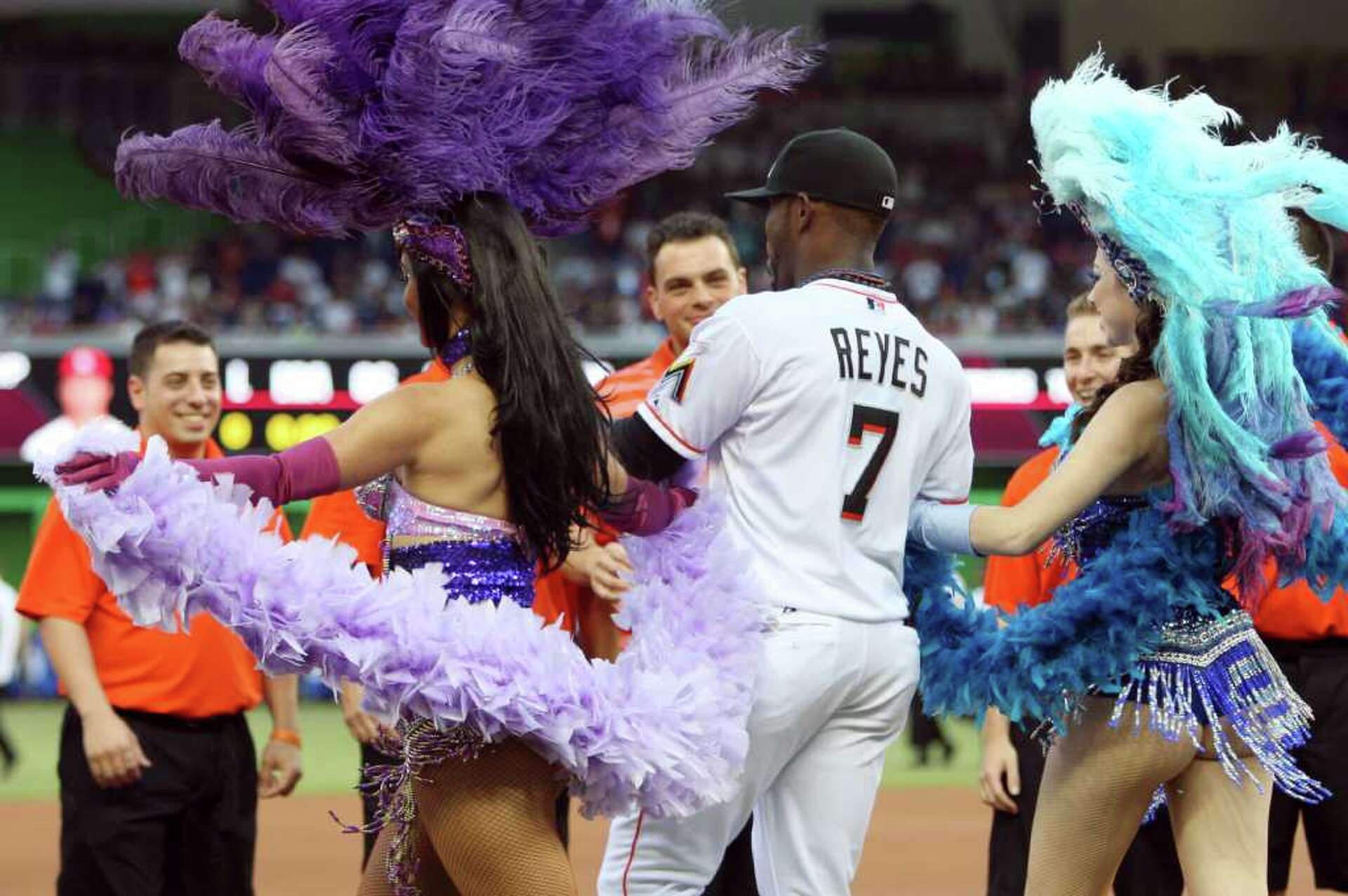 Cardinals are party crashers