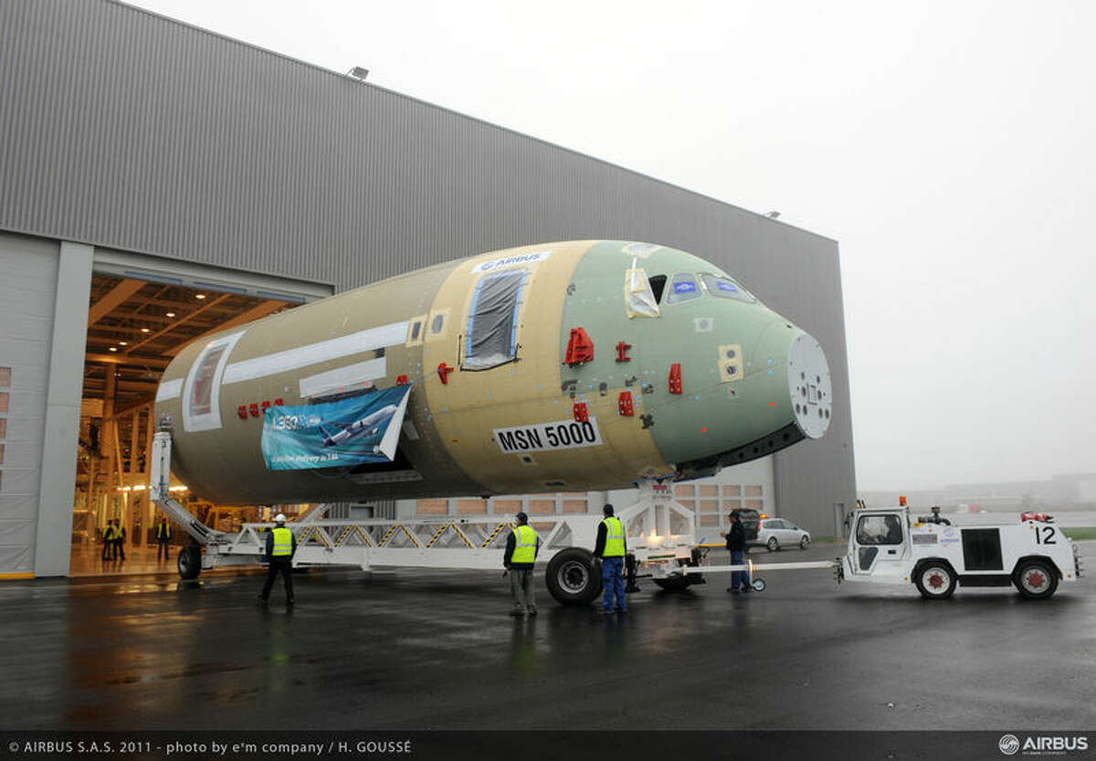 Airbus starts assembling first A350 XWB