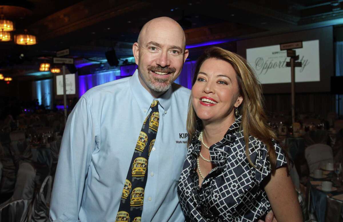 KIPP dinner honors Holthouses and HISD