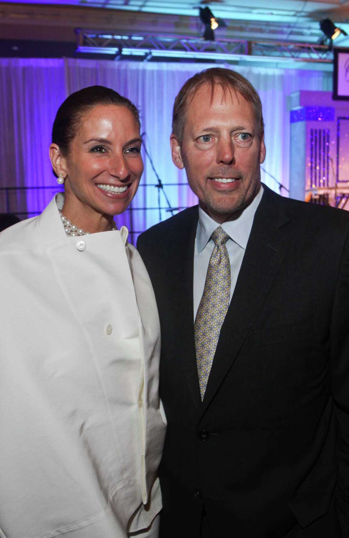 KIPP dinner honors Holthouses and HISD