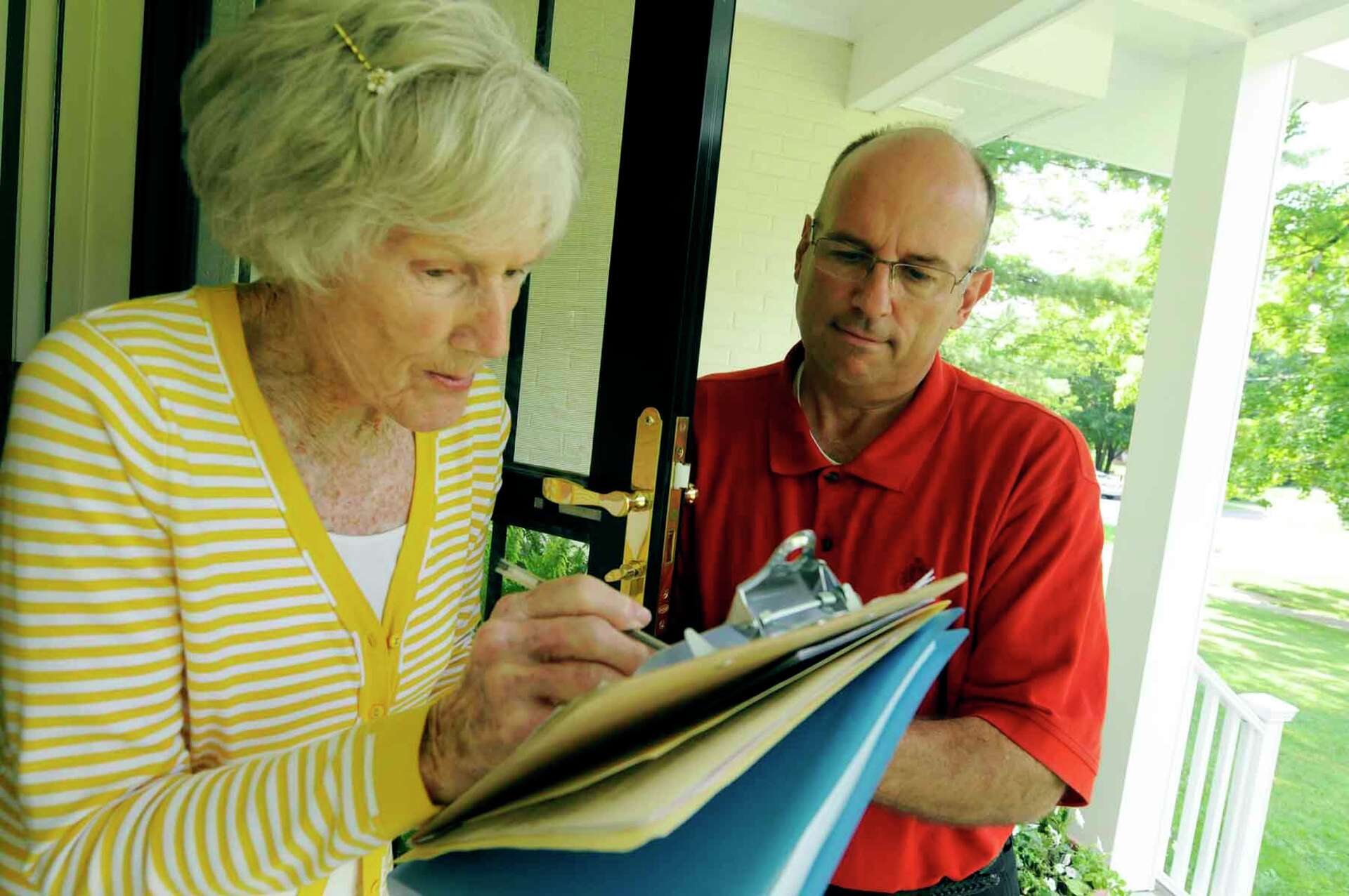Saratoga Springs champion of education dies at 98