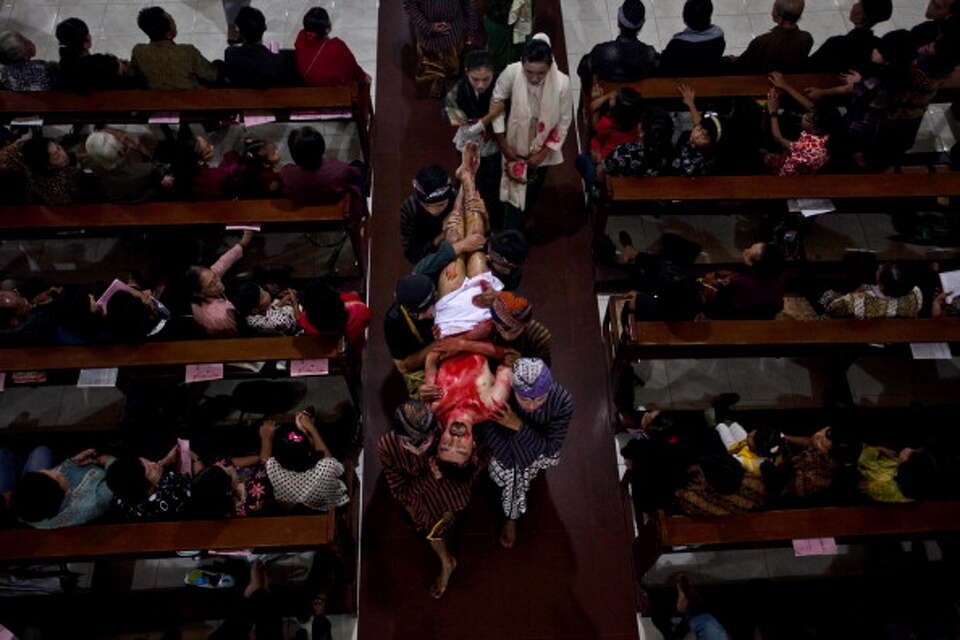 Good Friday around the world