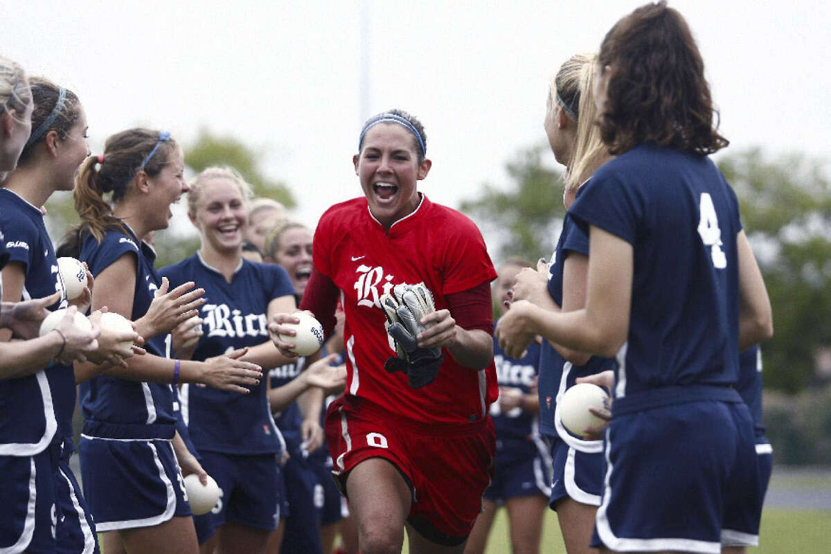 Rice's Fitzsimmons follows soccer dream overseas