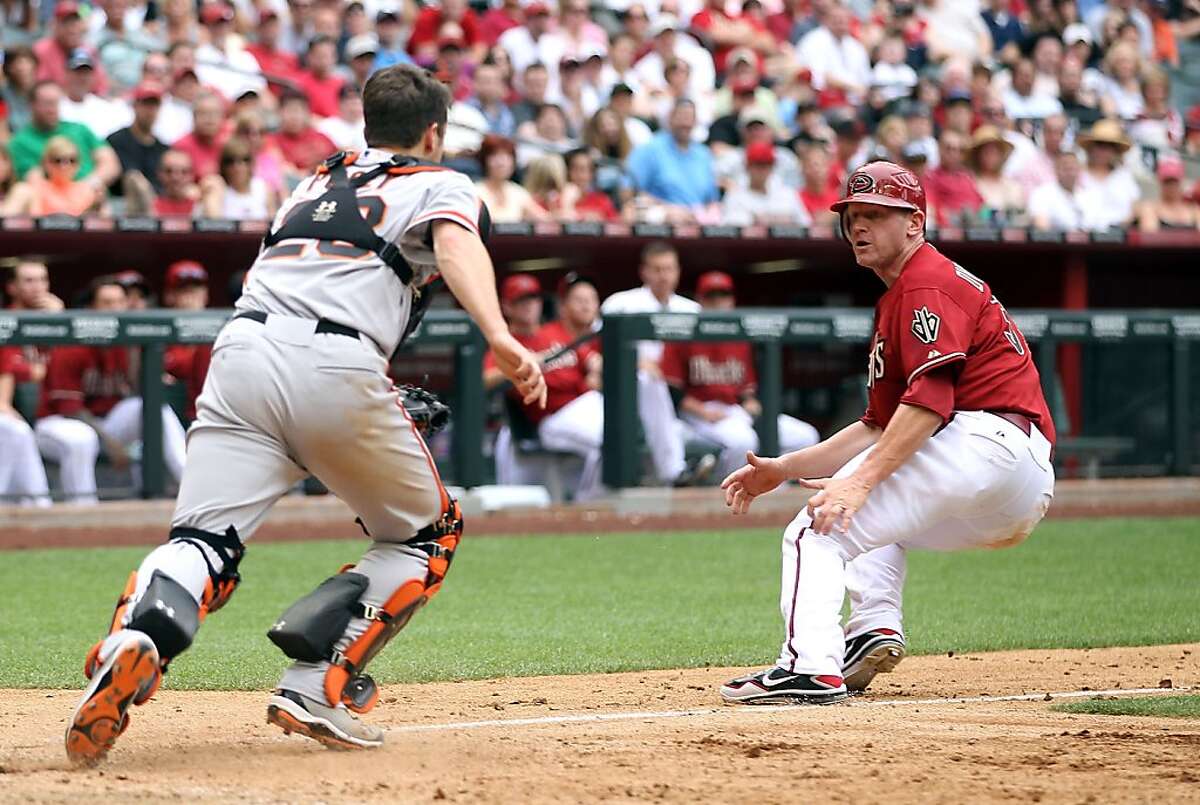 SF Giants blow 6-0 lead and lose; Bochy ejected