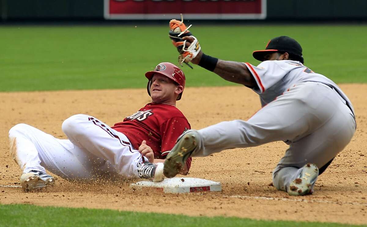 SF Giants blow 6-0 lead and lose; Bochy ejected
