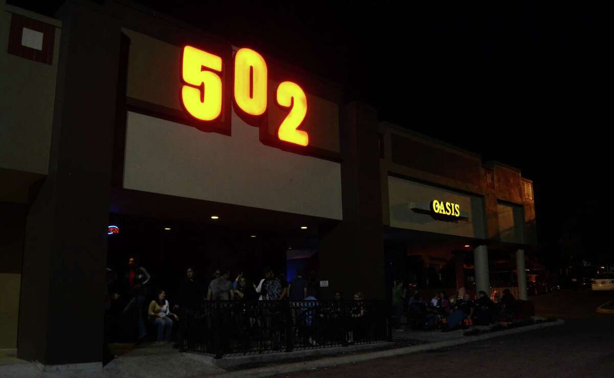 Pub Crawl: 502 Bar