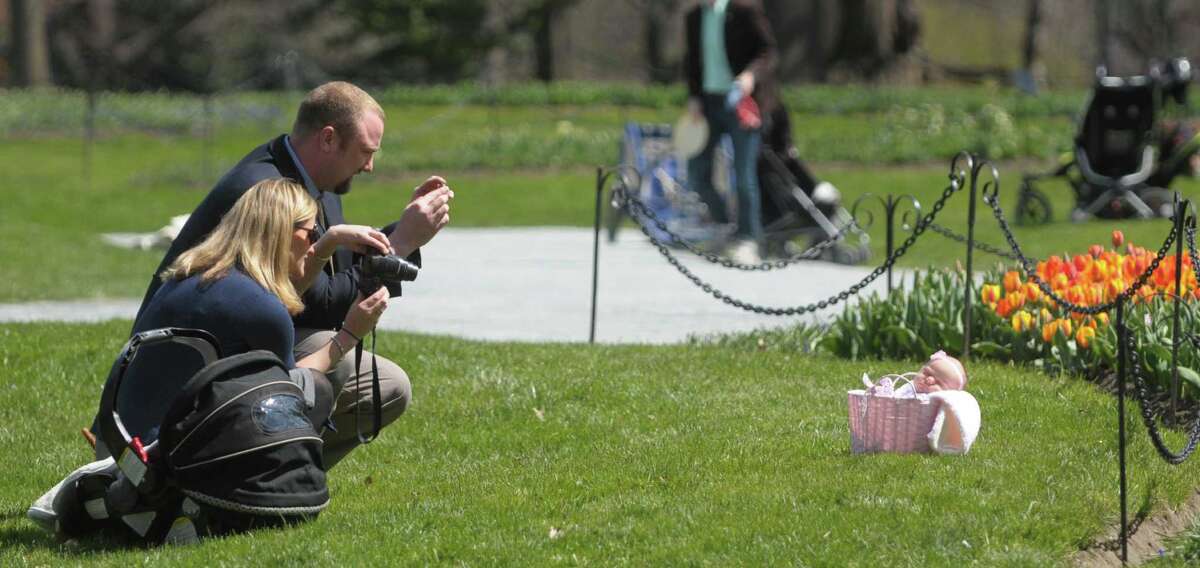 Photos: Easter scenes