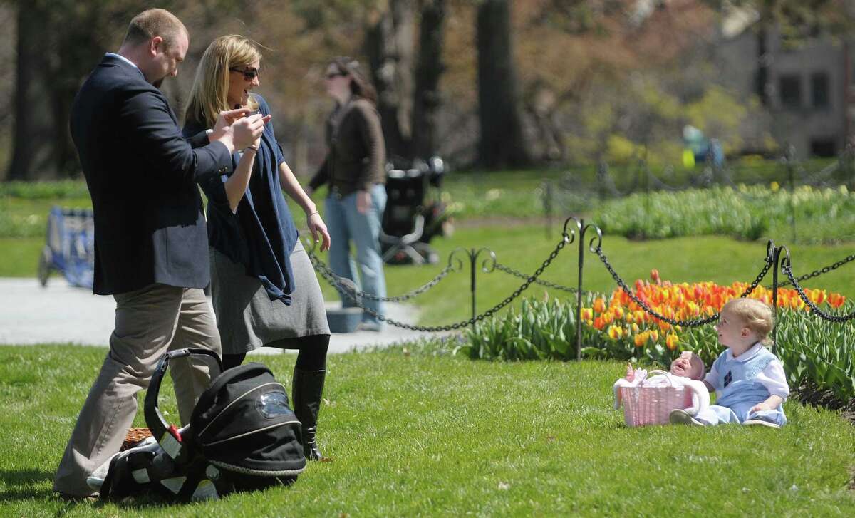 Photos: Easter scenes