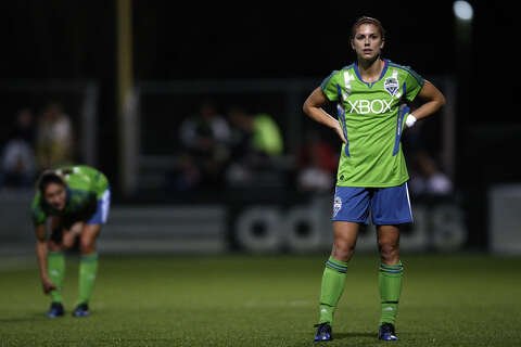 Hope Solo, Alex Morgan suit up with Seattle Sounders women