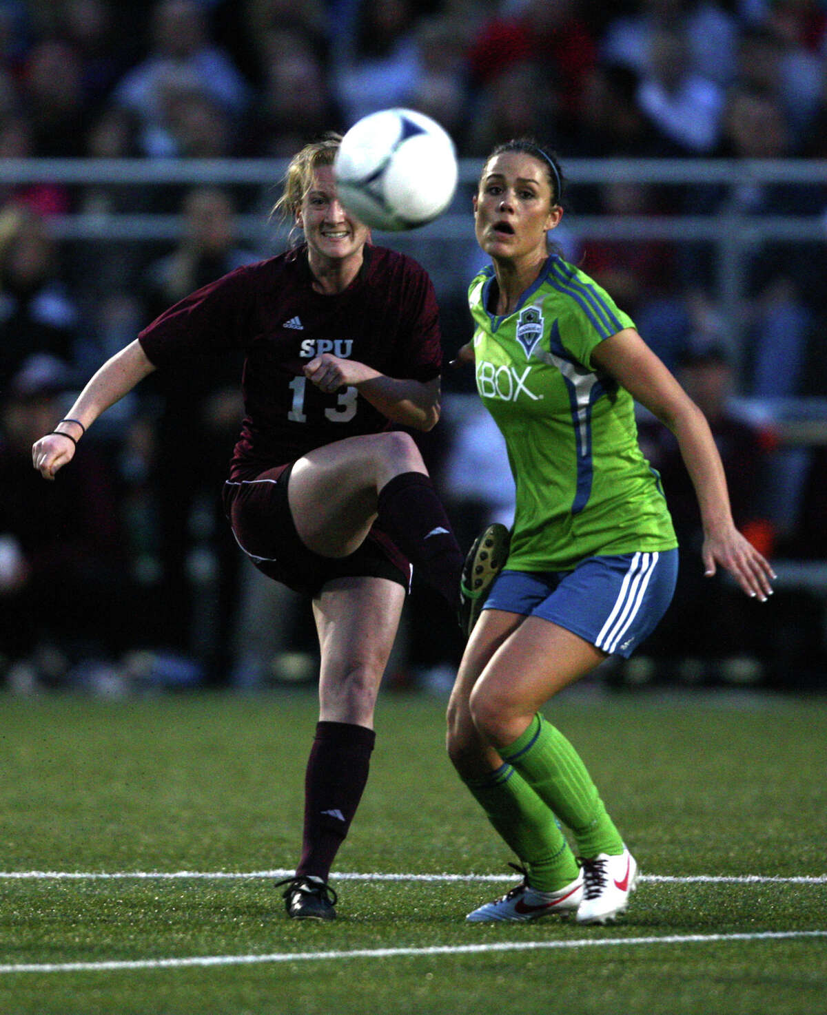 Hope Solo, Alex Morgan make their Sounders debut