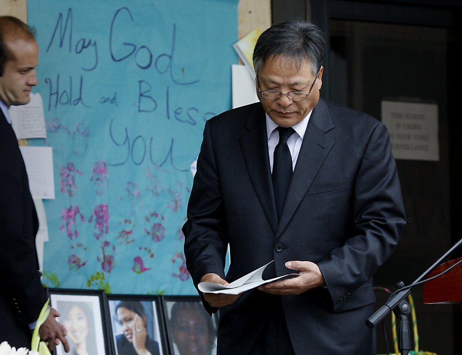 Oikos school massacre victims mourned in Oakland