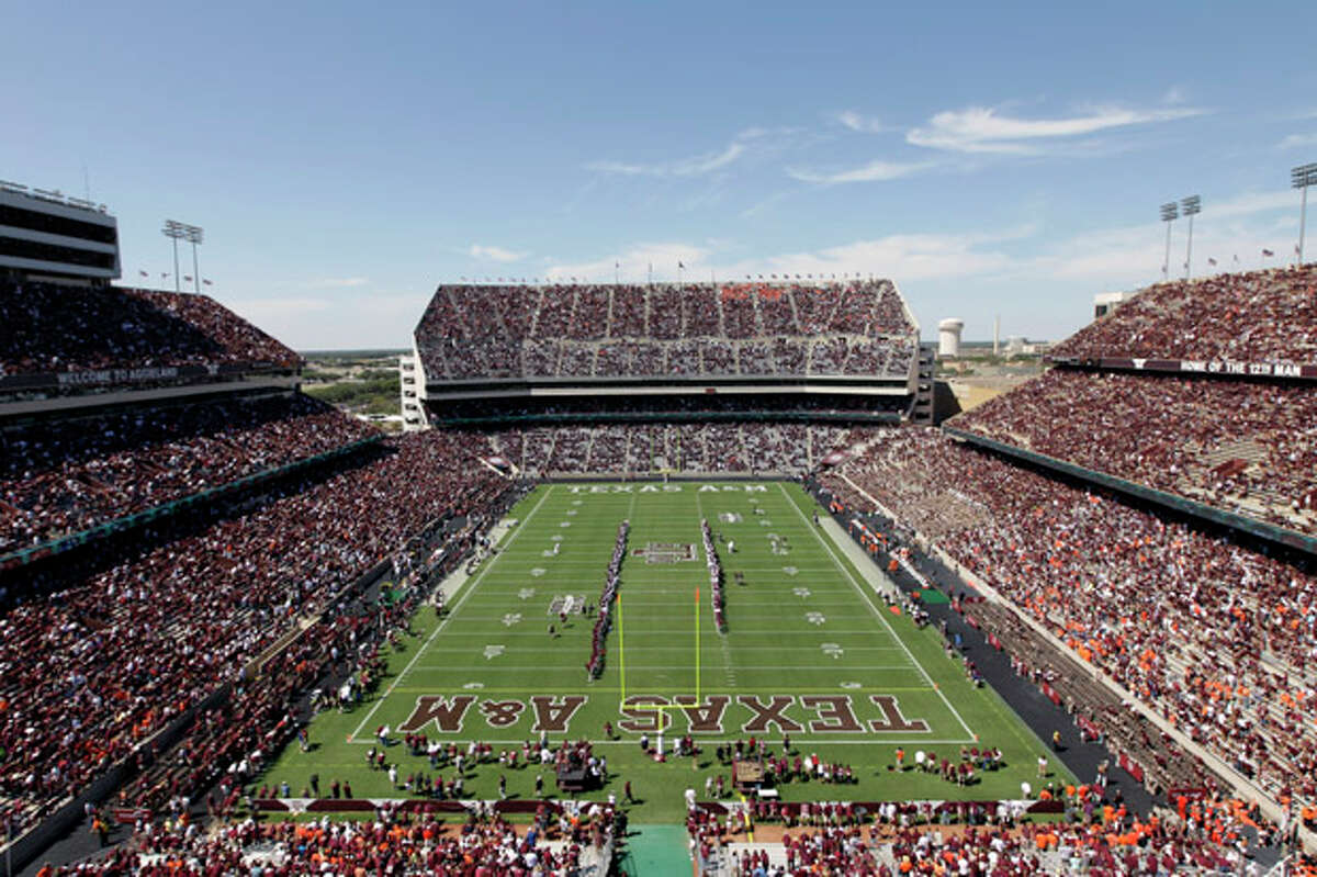 Texas A&M sells more than 35,000 student sports passes - tops in nation