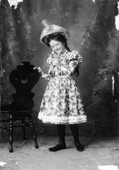 Unsinkable Molly Brown's daughter chose Paris over Titanic