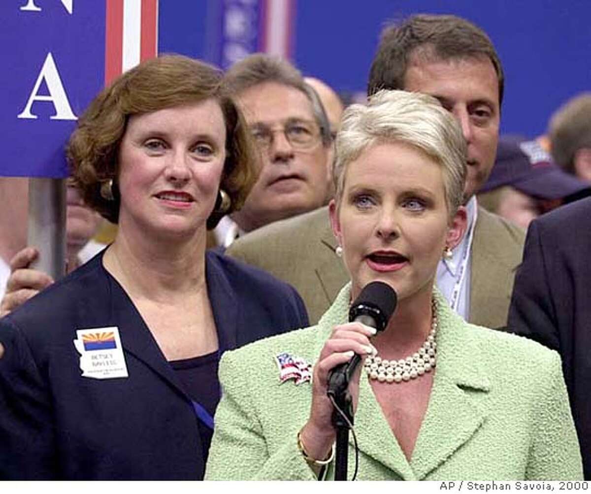 Shriver gathers presidential hopefuls' spouses for conference talk