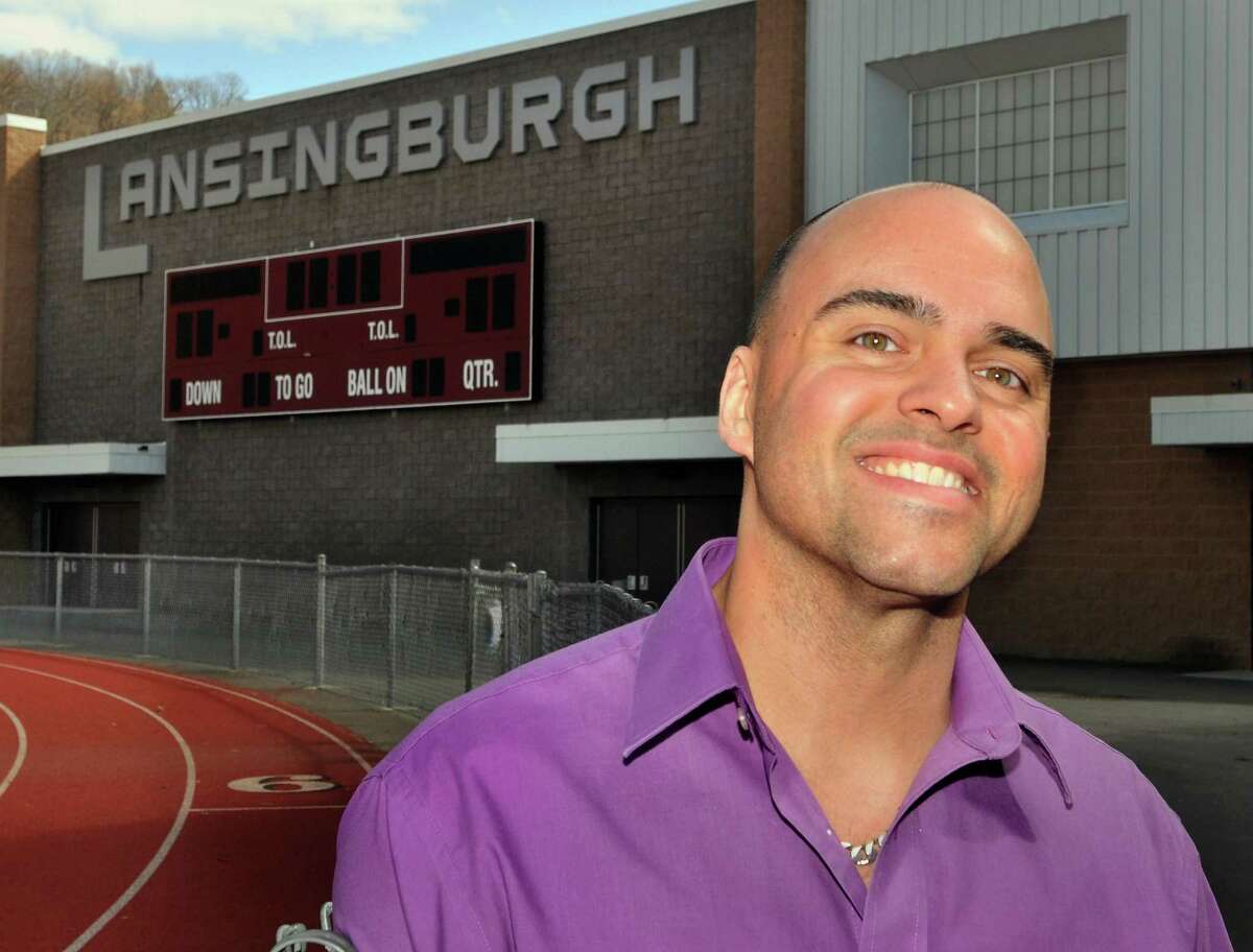 Jazz musician Joe Barna awards student a scholarship