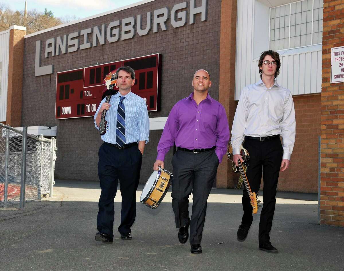 Jazz musician Joe Barna awards student a scholarship