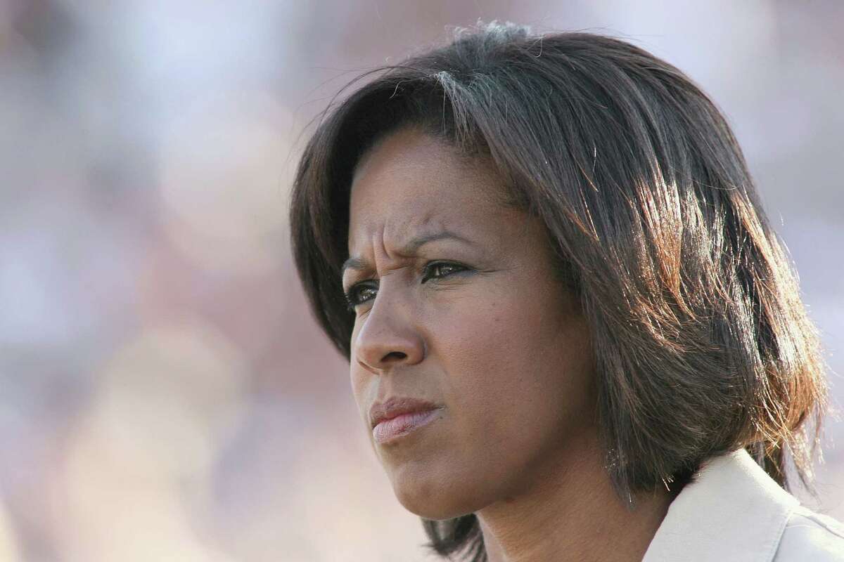 Should these reporters be sent to the sidelines?