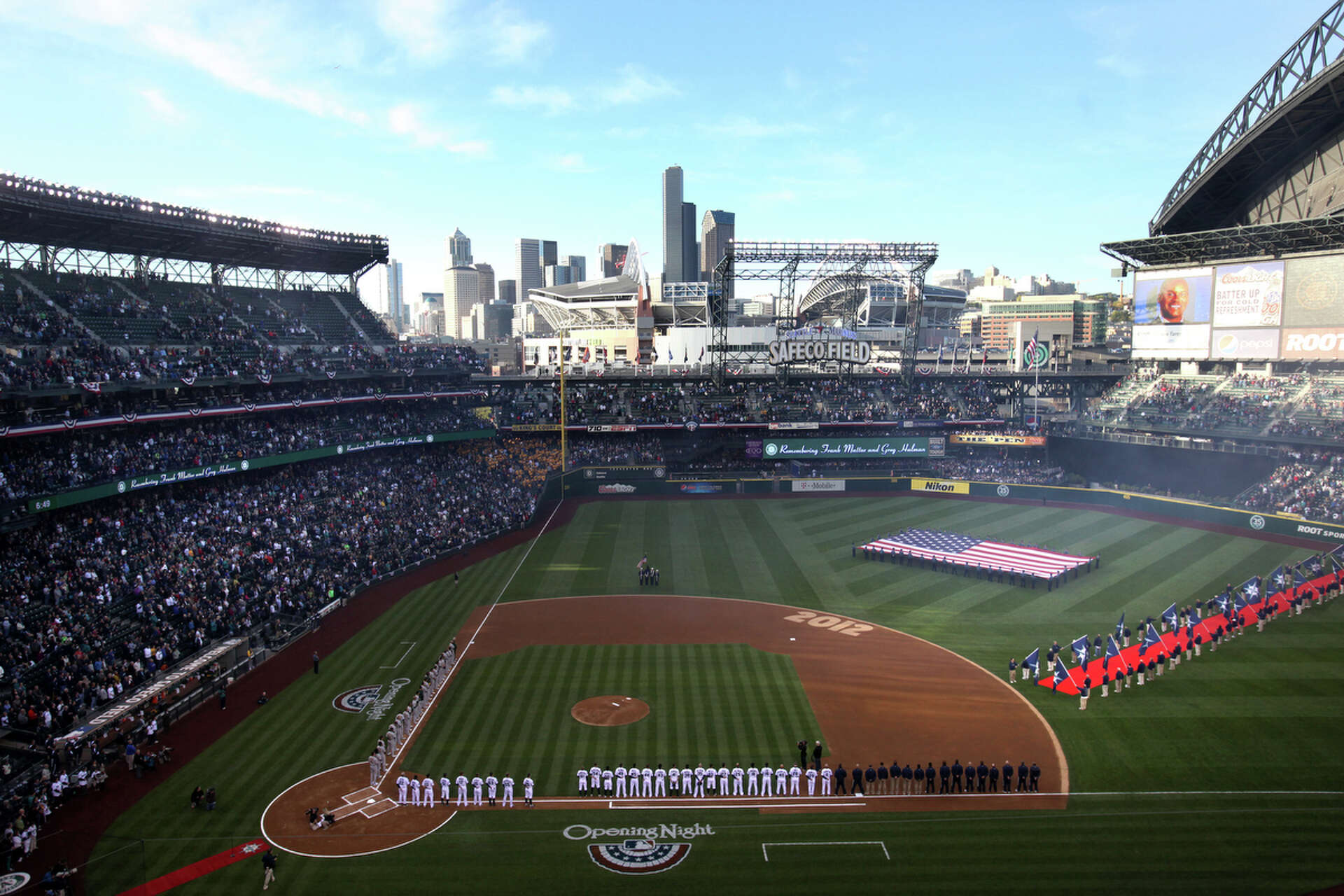 Mariners Opening Night: A visual feast