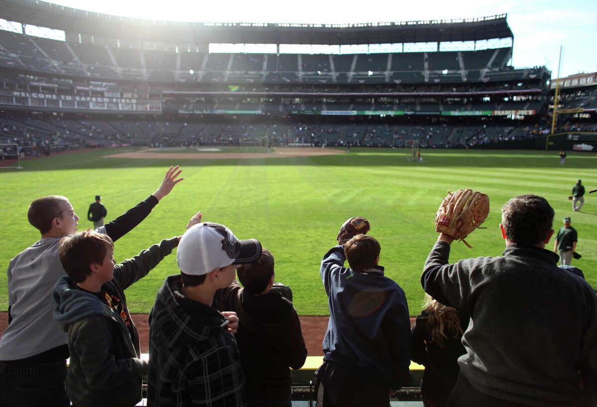 Mariners Opening Night: A visual feast