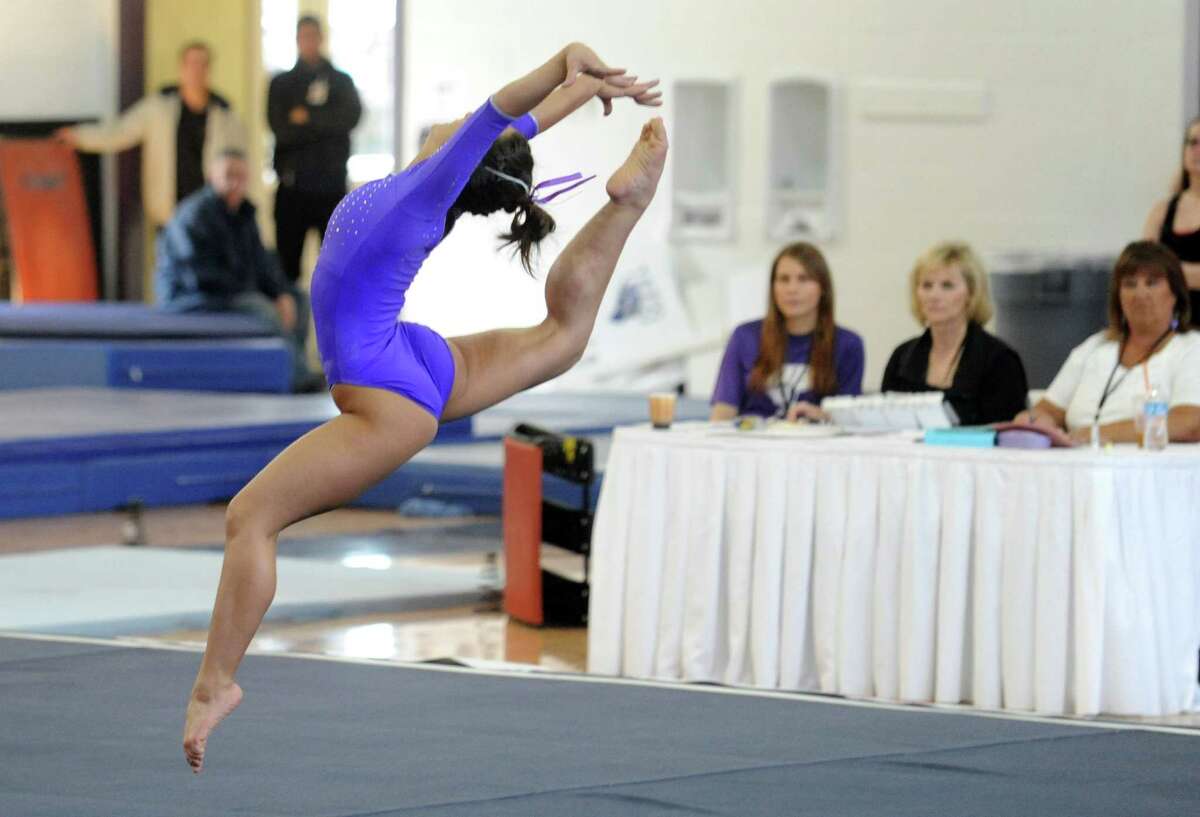 Individual USA gymnastics competition belongs to UB's Mesalles-Sallares