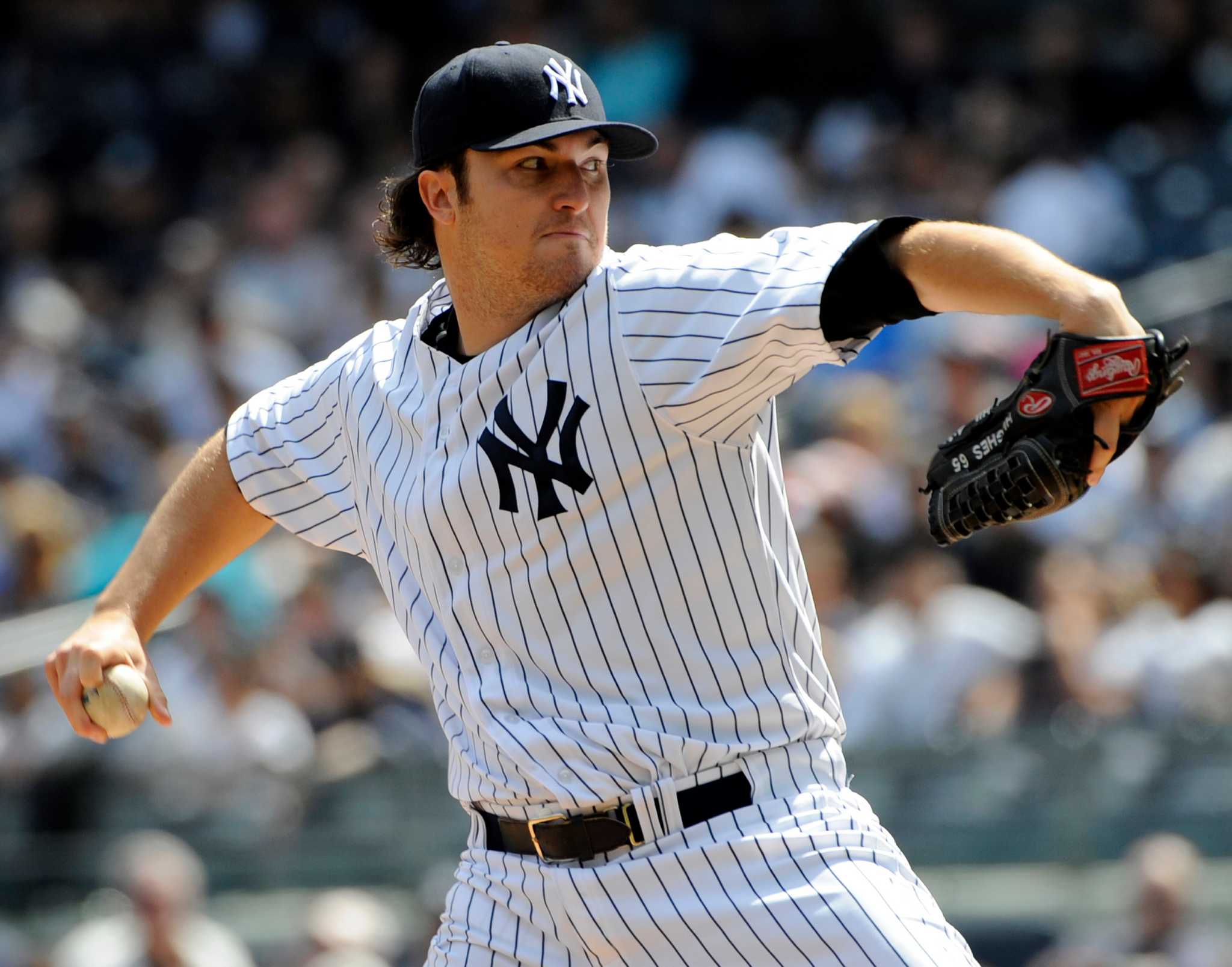 Hughes struggles, Yanks lose