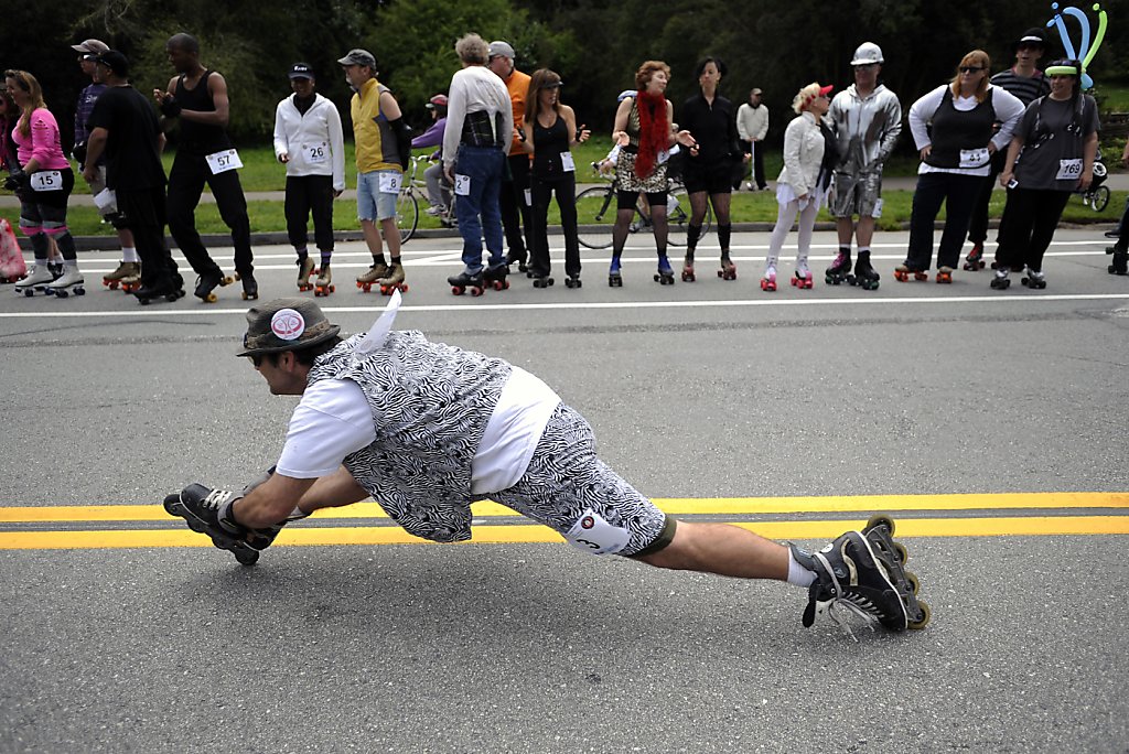Attempt to break skating chain record comes up short