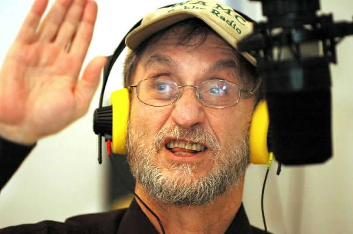 WAMC board to give CEO Alan Chartock six-figure raise