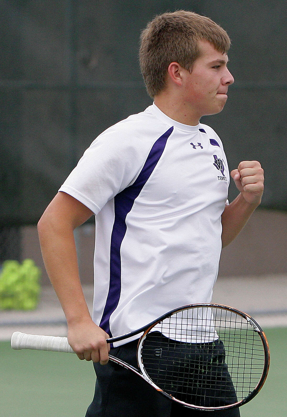 Top seeds cruise in 4A-III tennis tournament