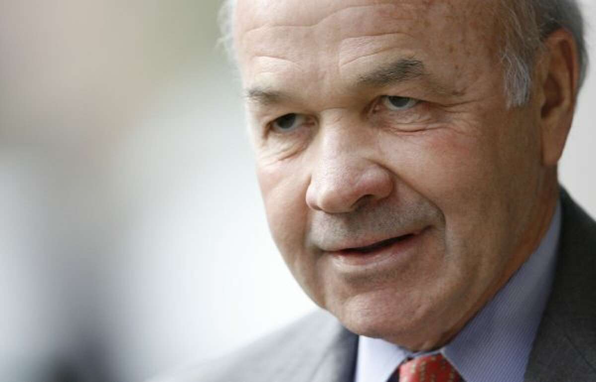 Former Enron CEO Jeff Skilling out of prison, sent to halfway house