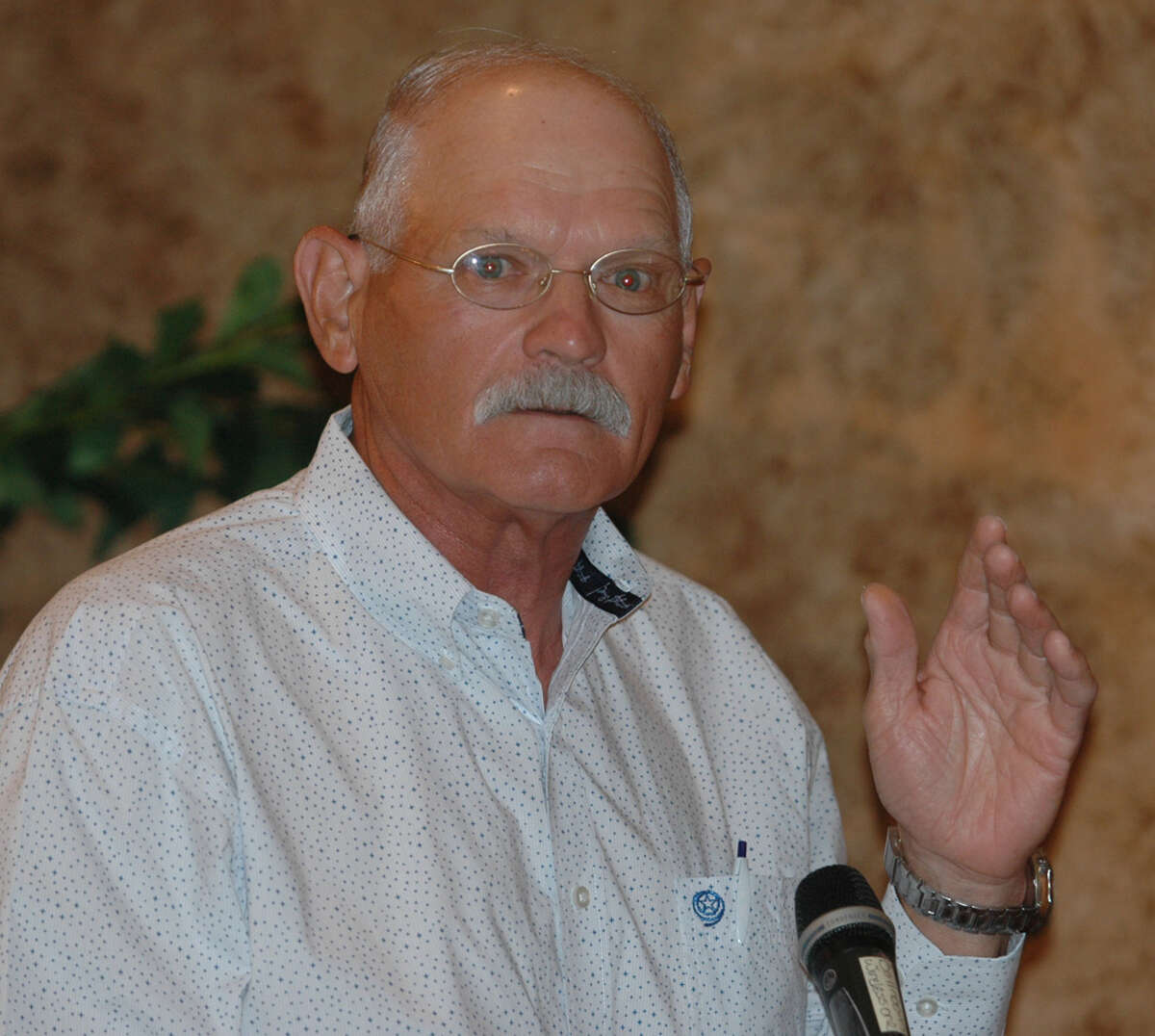 Candidates work for votes during forums