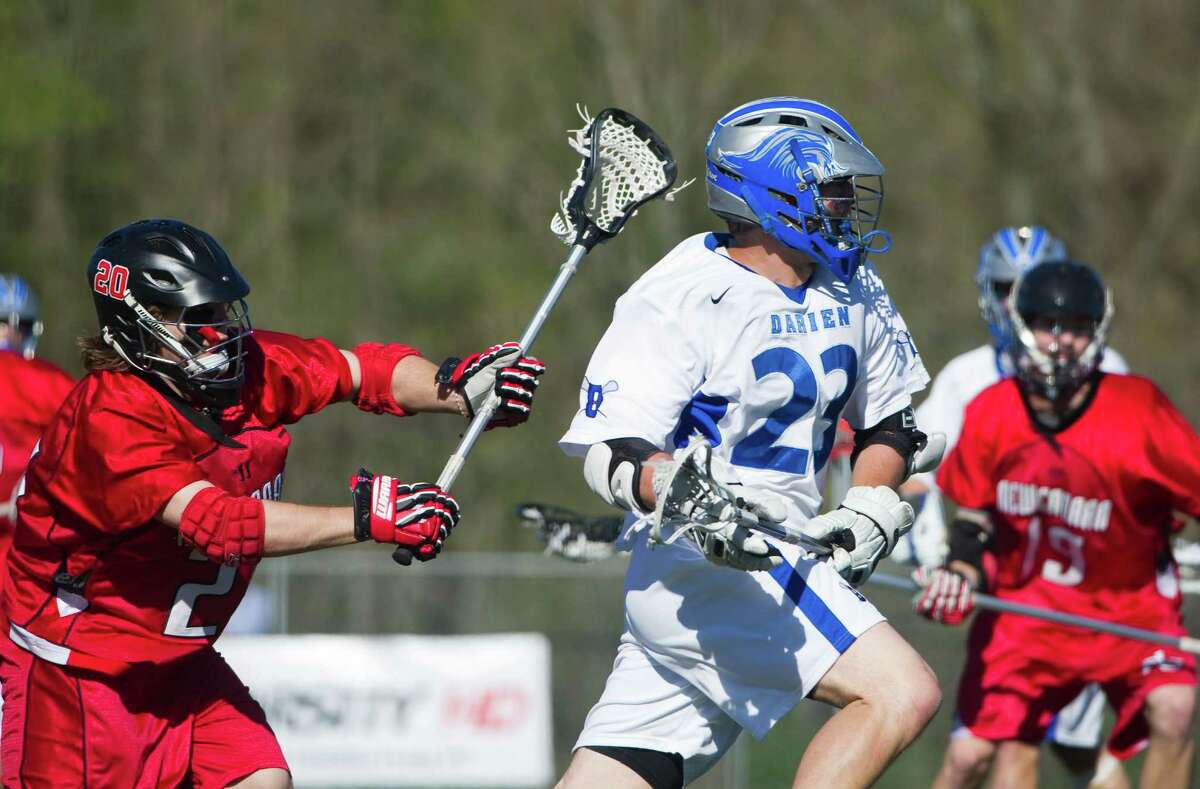 Darien dominates New Canaan to remain perfect on season